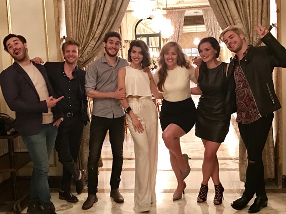 Fer Dente, Mati Mayer y Mariano Chiesa a nivel Broadway - laubfal