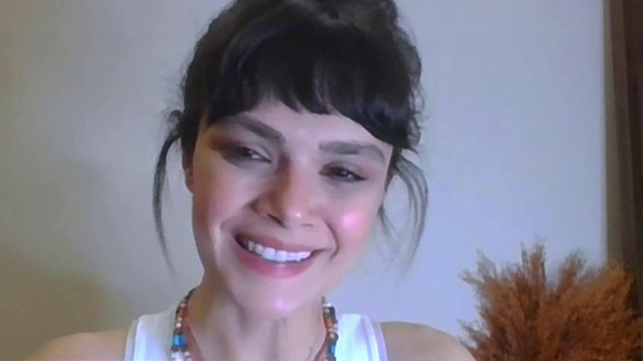 Sinem Unsal con Vero Lozano: "la relaciÃ³n de Nazli y AlÃ­ avanzarÃ ...