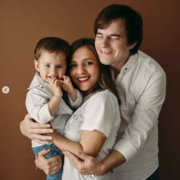 Nahuel Pennisi, emocionado, pudo recibir a su hija - laubfal Nahuel Pennisi, emocionado, pudo recibir a su hija - laubfal