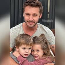 Benjamín Vicuña rotundo: "mis hijos no son personajes del espectáculo ...